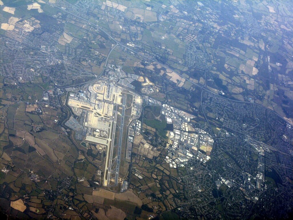 Opinion: Flight Path to Growth - Gatwick's Second Runway - Finito World